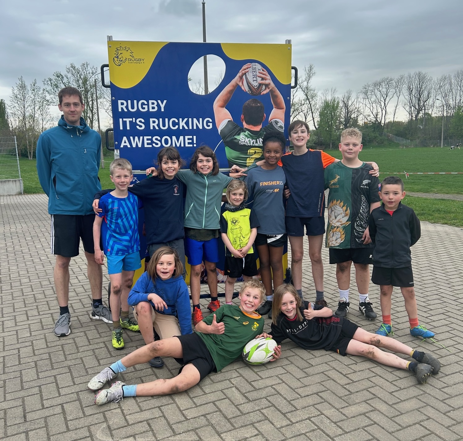 Unsere neue Torwurfwand ist eingeweiht! – Leipzig Rugby